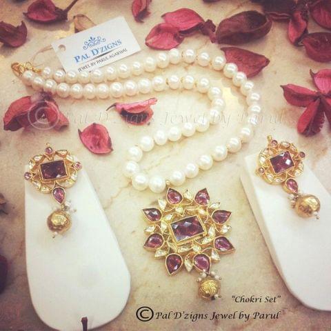 Chokri set